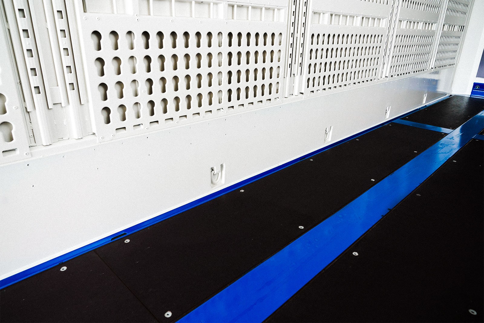 Dry Liner - KRONE Fleet